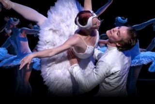 Swan Lake - Tchaikovsky (Kenneth Greve) - Discovering Finland