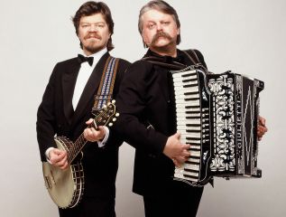 M.A. Numminen & Pedro Hietanen Vaasa - Discovering Finland