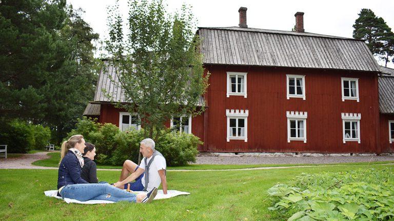 Experiencing Finnish Rural Life in Seurasaari Open-Air Museum ...
