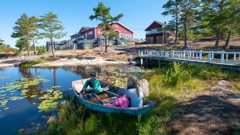 Soltuna Restaurang & Café - Discovering Finland