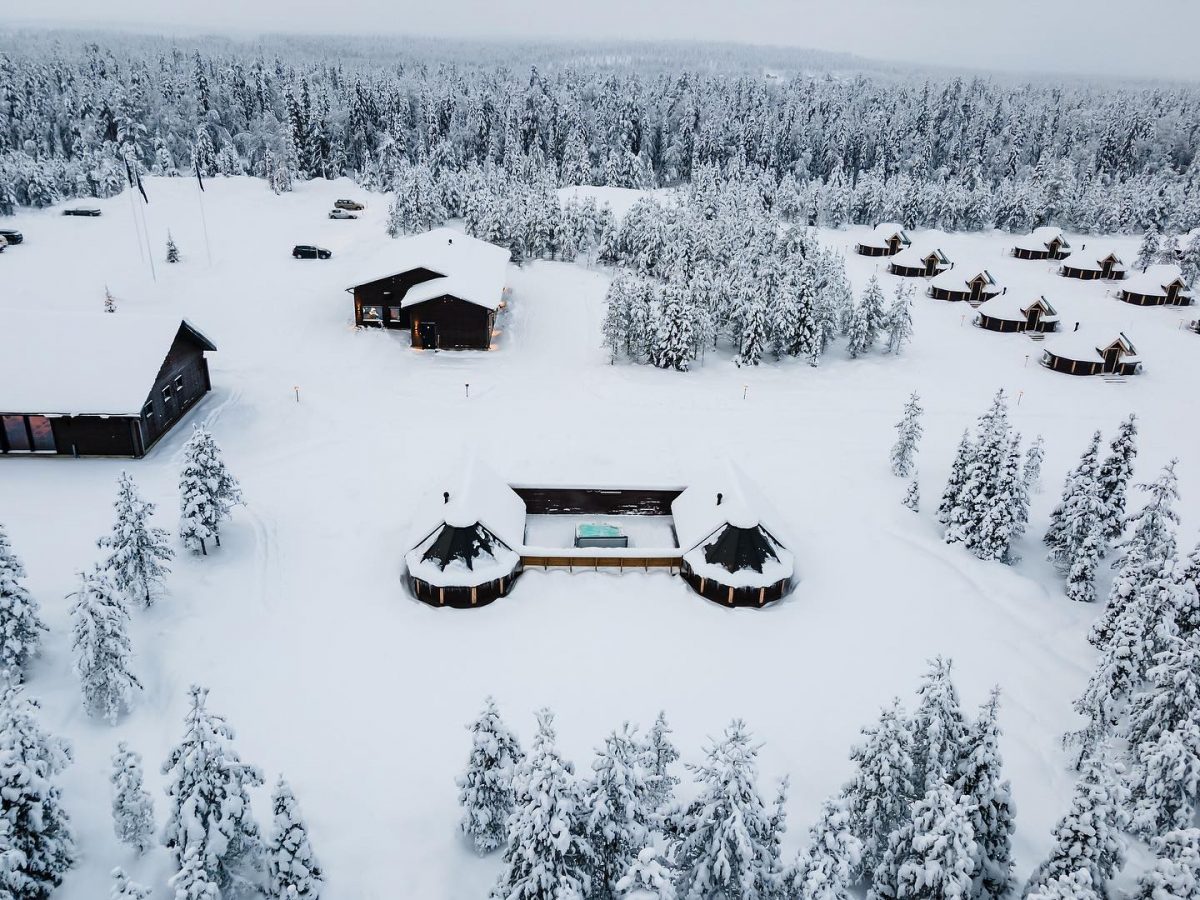 Northern Lights Village Levi - Glass Igloo Resort Under Aurora Borealis